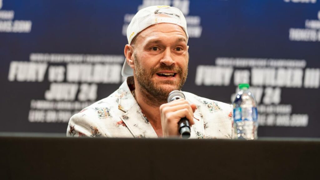 The current world heavyweight boxing champions with Usyk on deck - Fury ...
